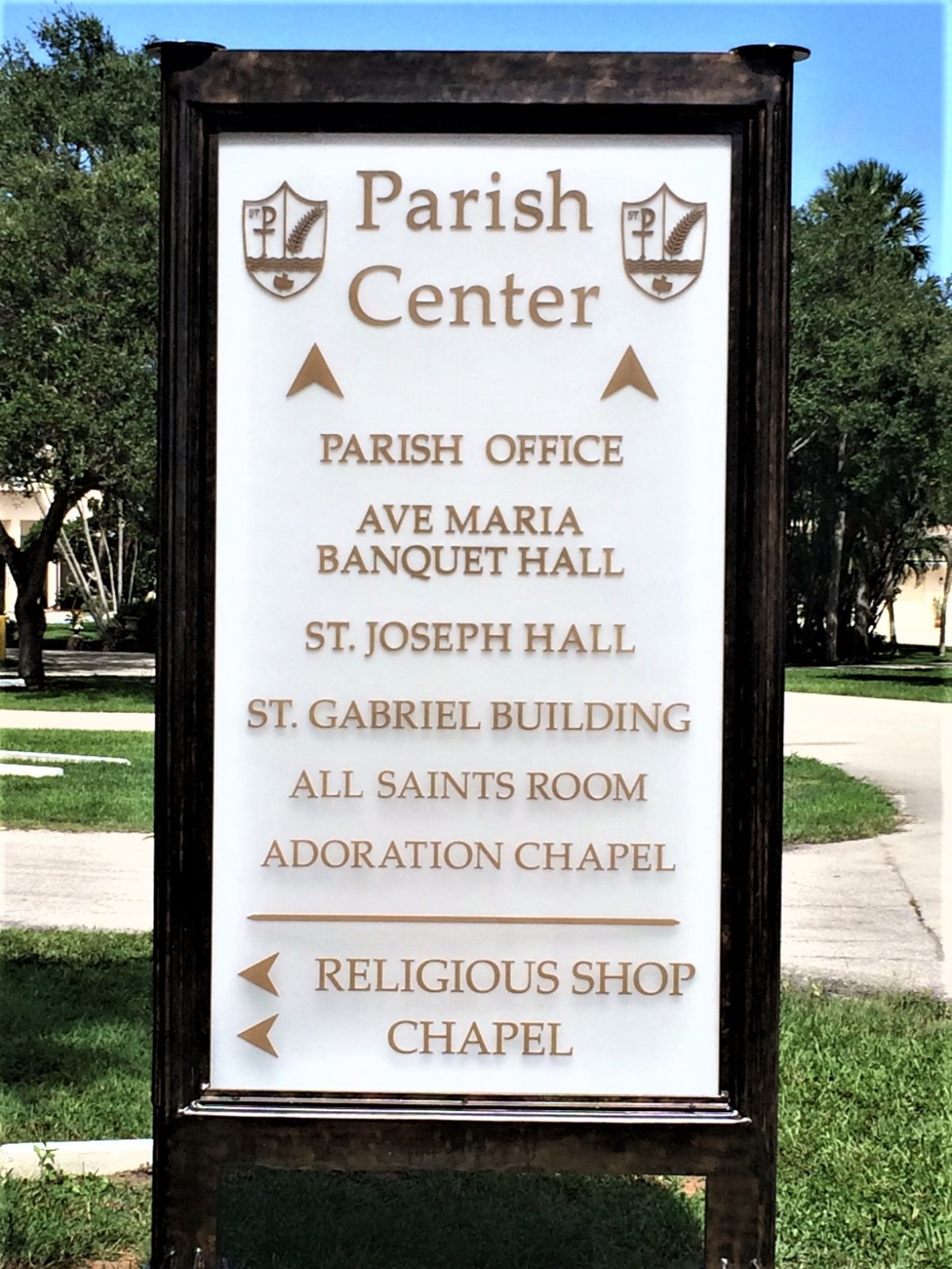 Directional Signage — St Paul of the Cross Church – Aresys